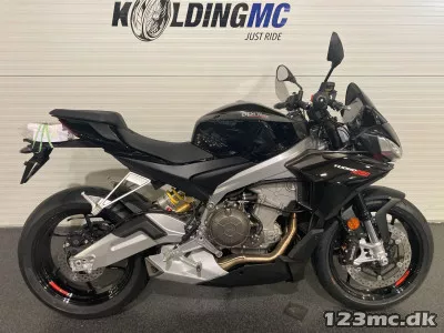 Anmeldelser af Aprilia Tuono 660 Factory