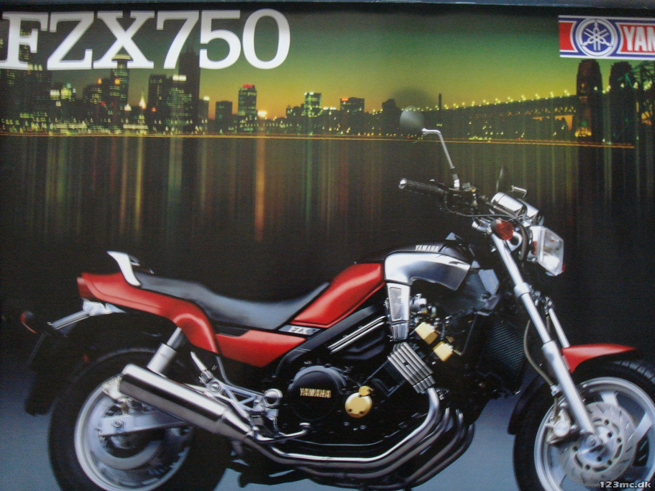 Plakat 42+60 cm til Yamaha FZX 750 til salg - 123mc