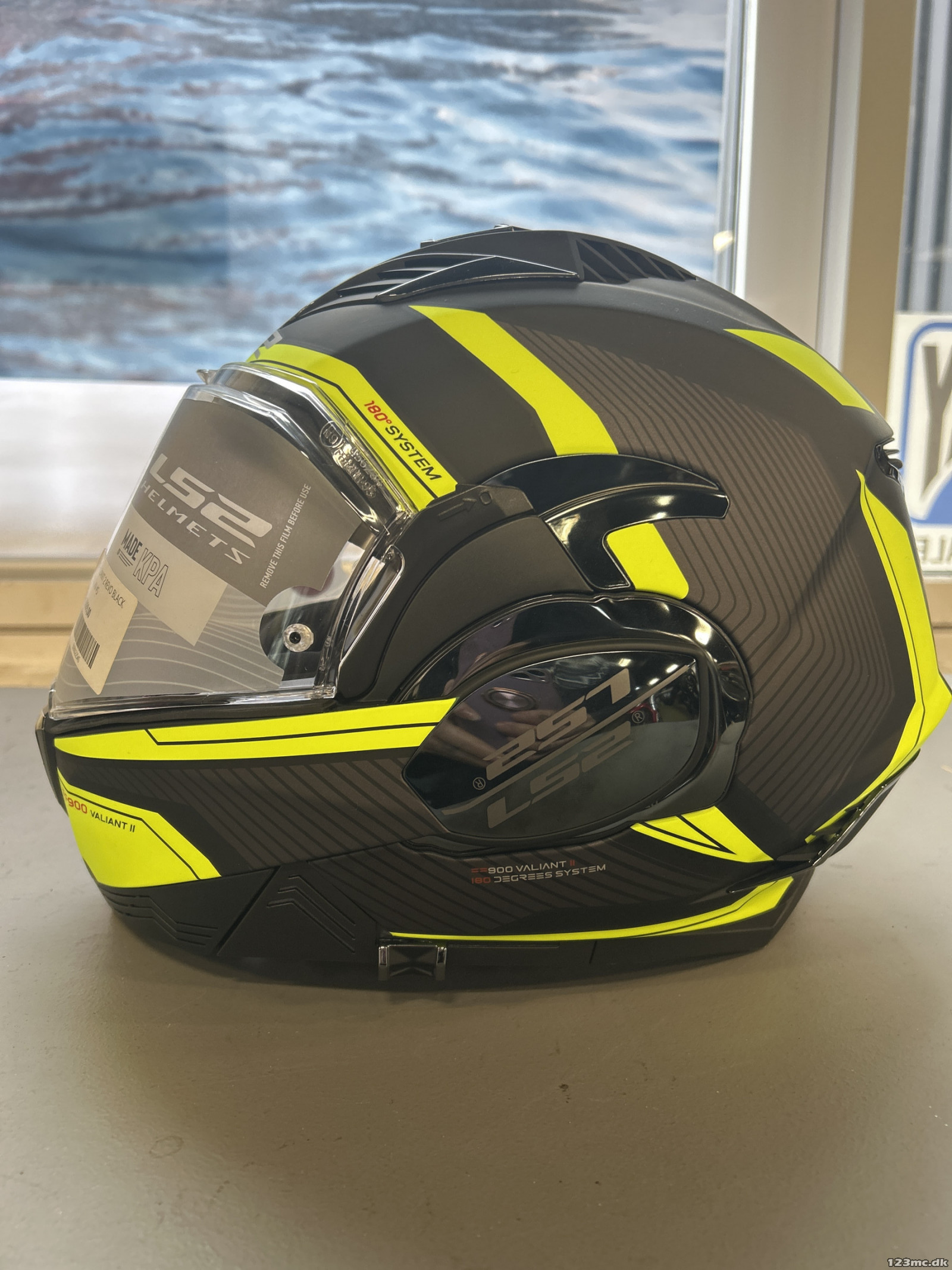 LS2 FF900 Valiant 2 Revo Black HV Yellow S, 509002254S til salg - 123mc