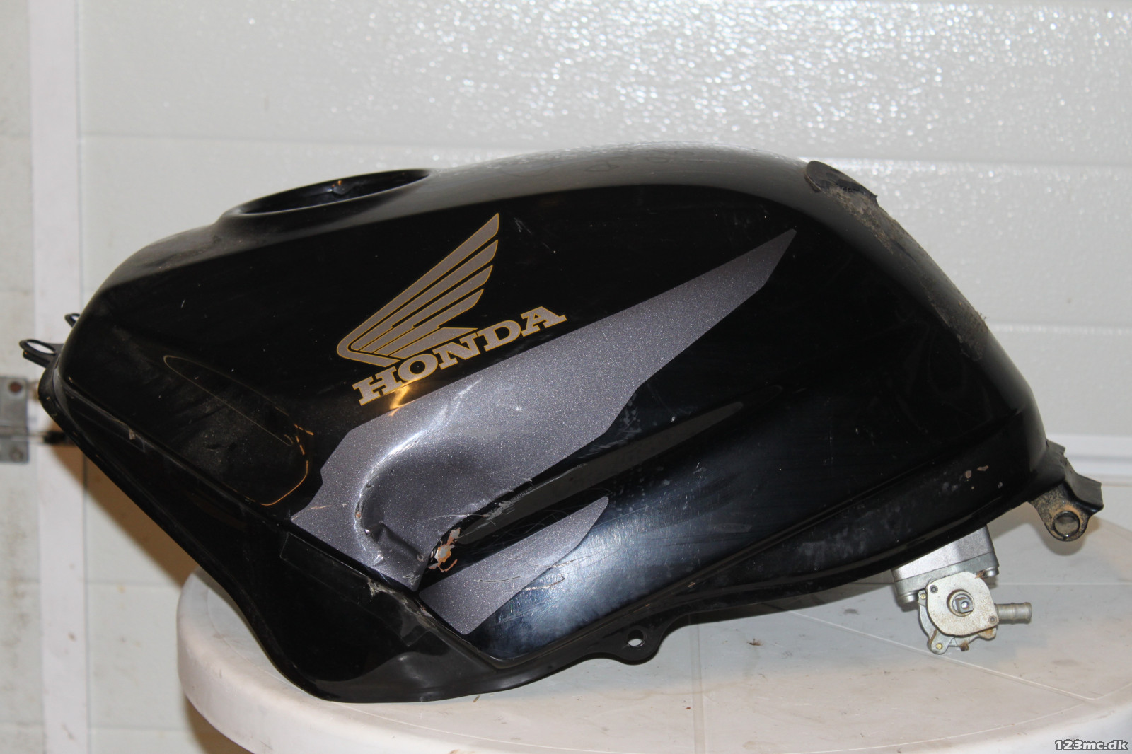 Benzintank til Honda CBR 1000 til salg - 123mc