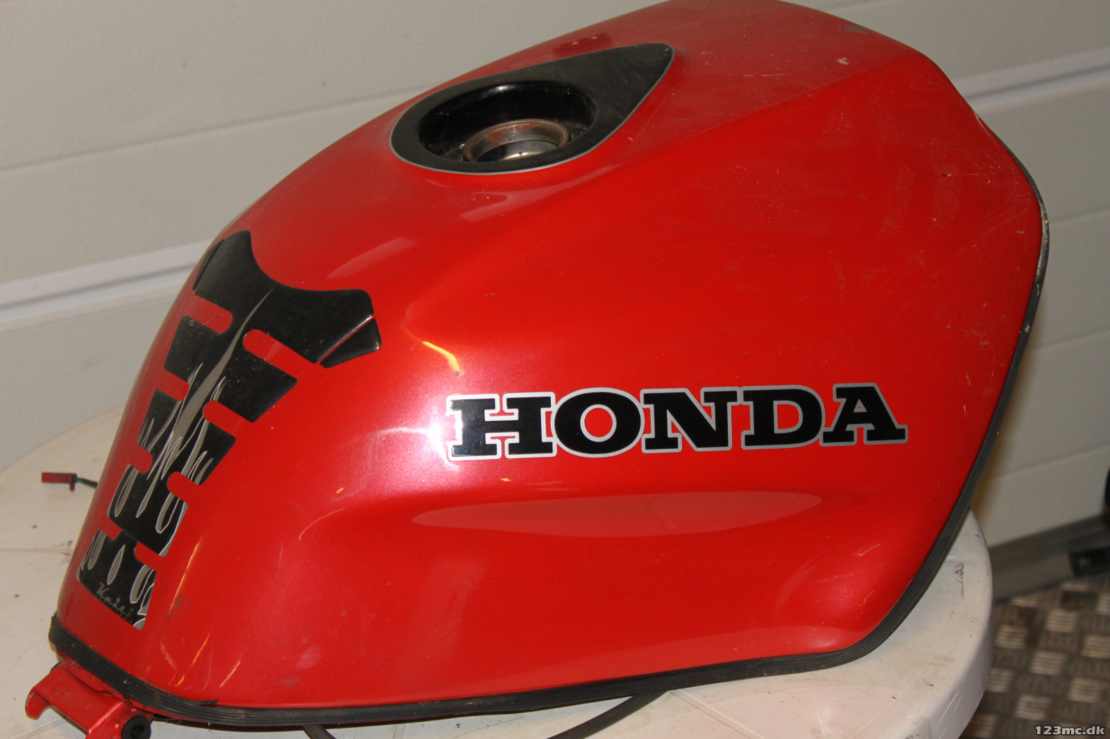 Benzintank til Honda CBR 1000 til salg - 123mc