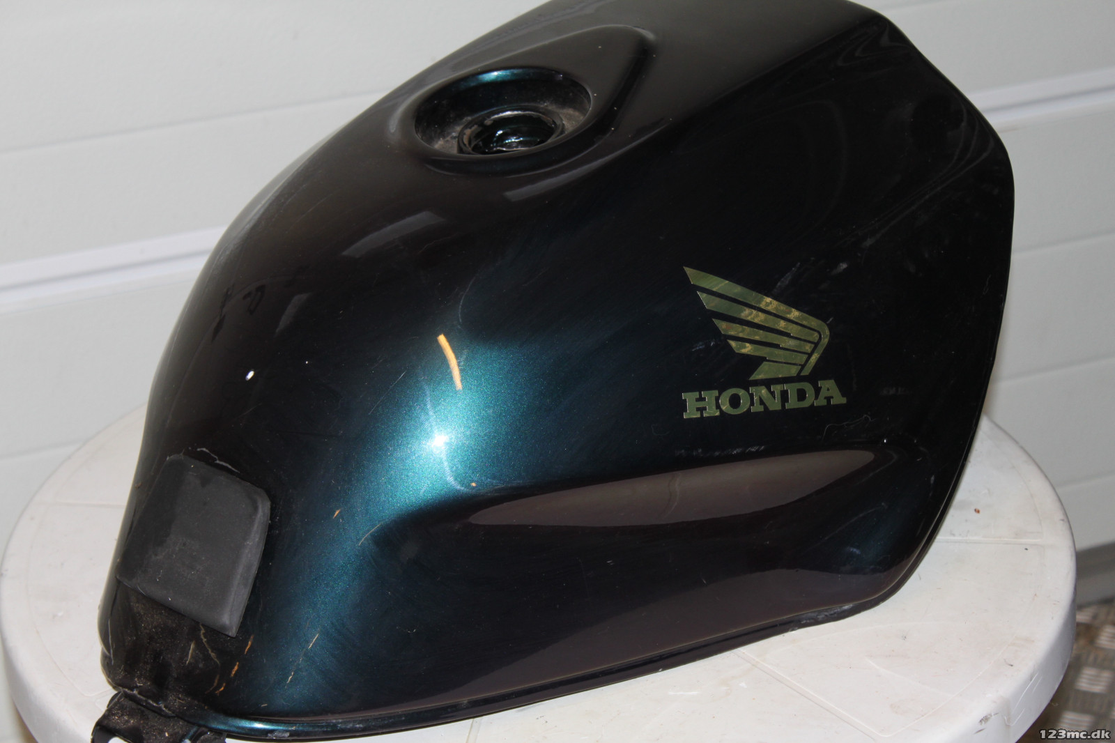 Benzintank til Honda CBR 1000 til salg - 123mc